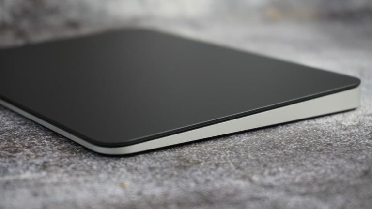 Apple：Magic Trackpad 3(ブラック)をレビュー｜第1・2世代の違いも比較！